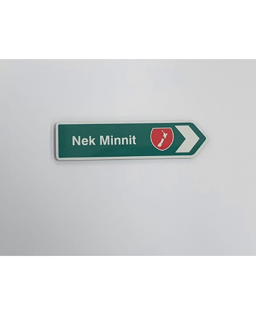 ROAD SIGN MAGNET NEK MINNIT - Gifts & Greeting Cards-Gifts : Onehunga ...